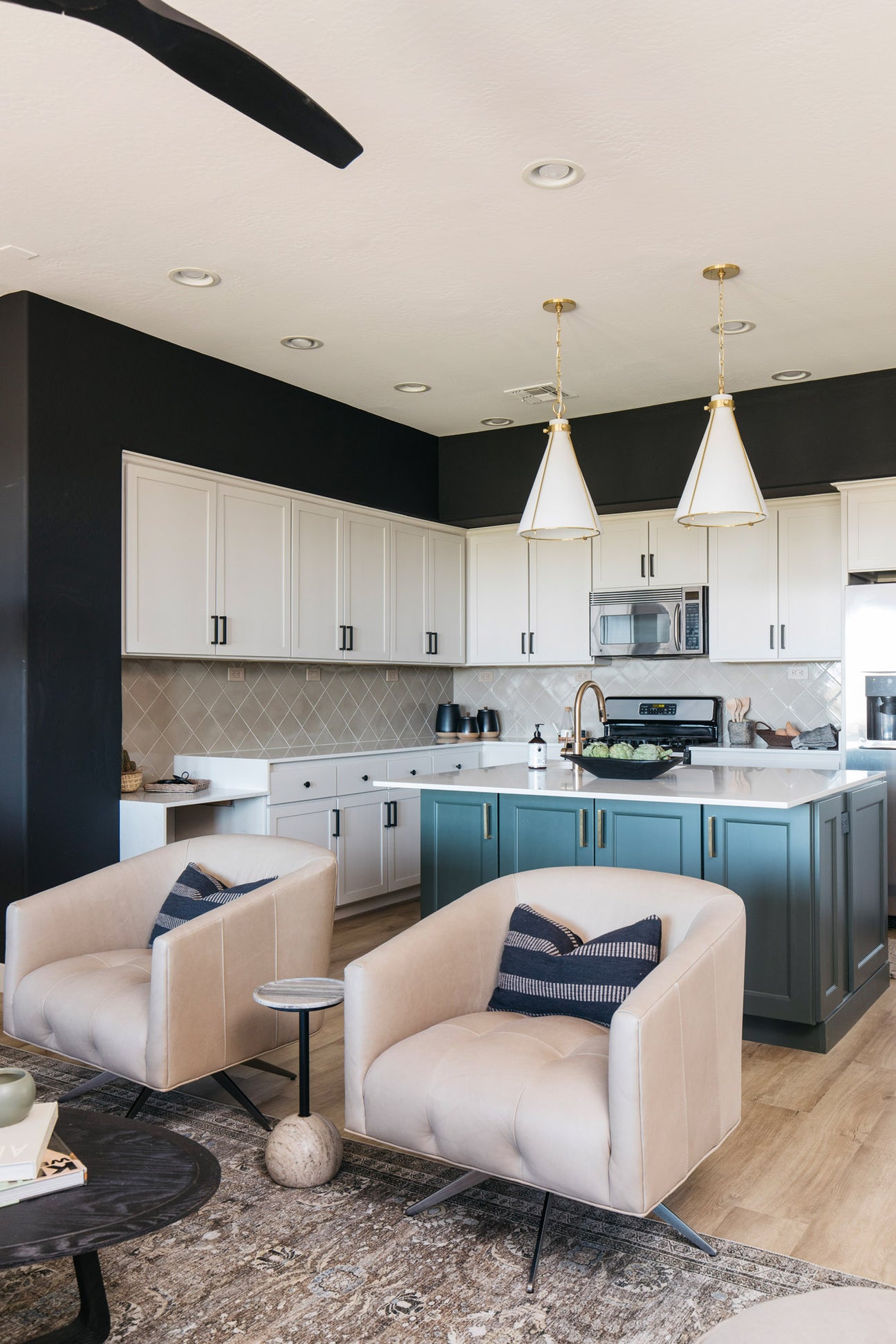 Grayhawk Project – Collective House